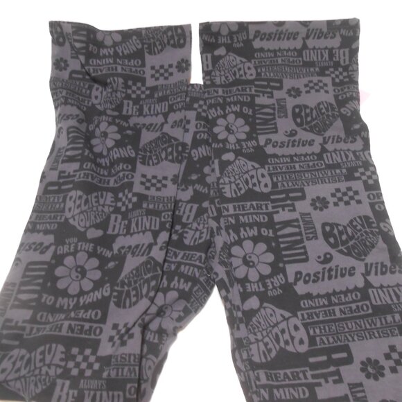 Zoe+Liv | Pants & Jumpsuits | New Womens Sz S Zoeliv Flare Leg Spandex ...